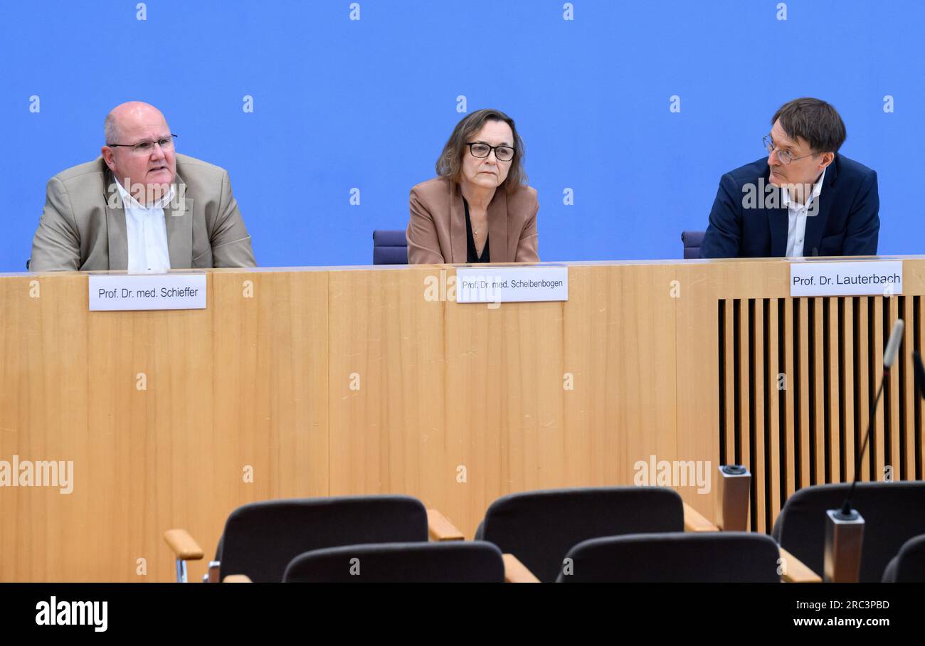 M health initiatives hi-res stock photography and images - Alamy