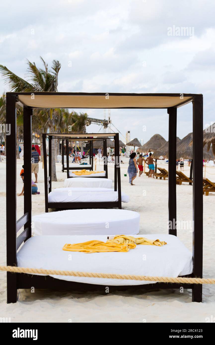 Cabanas cancun hi-res stock photography and images - Alamy