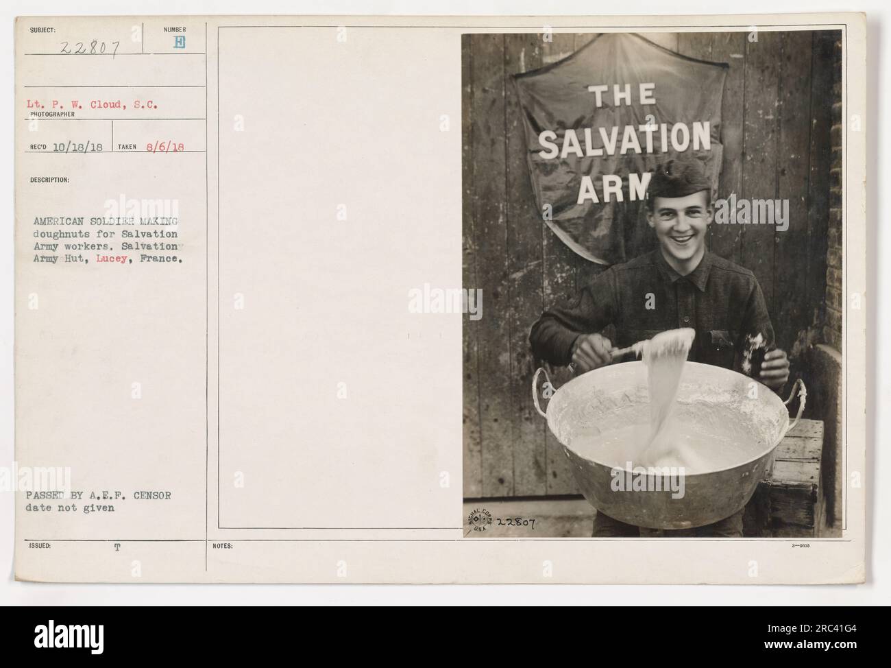 American soldier preparing doughnuts for Salvation Army workers at the ...