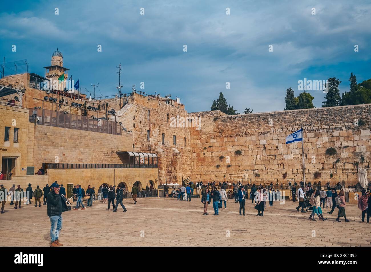 November 27, 2022 - Jerusalem, Israel. Tourist crowd and Jewish gather ...