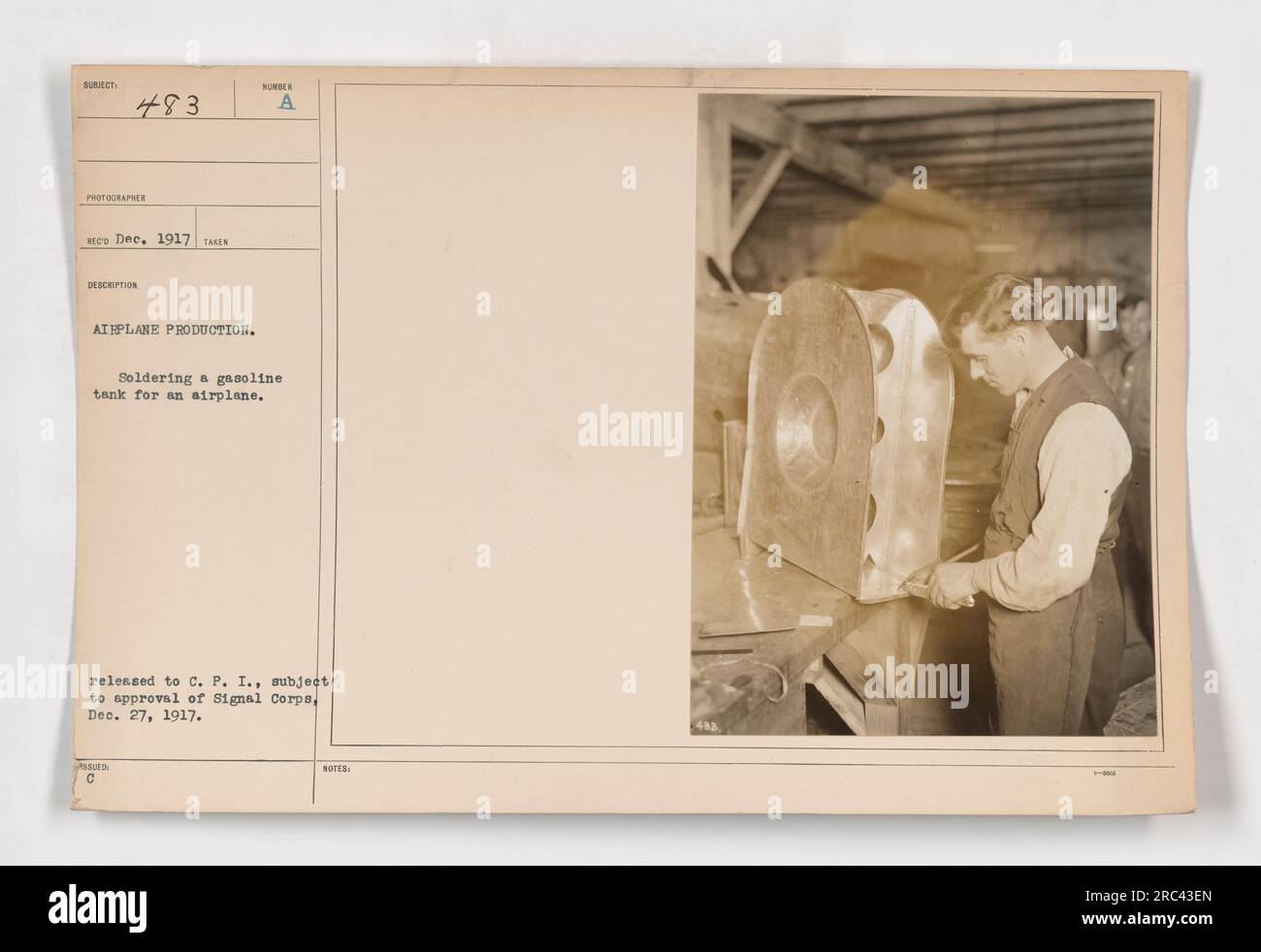 Soldering gasoline tank hi-res stock photography and images - Alamy