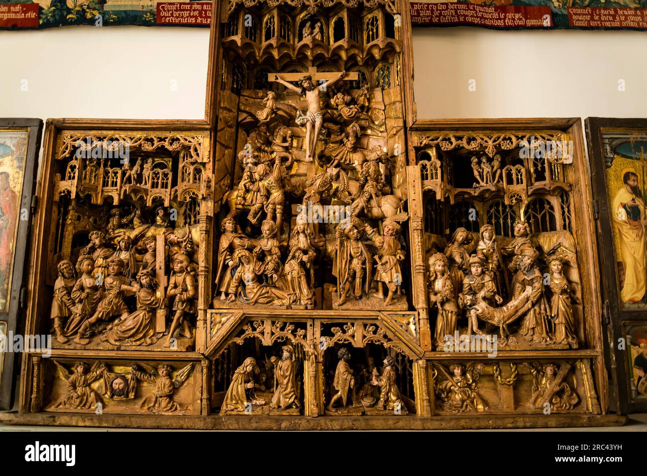 Wooden medieval altar, Cluny Museum - National Museum of the Middle ...