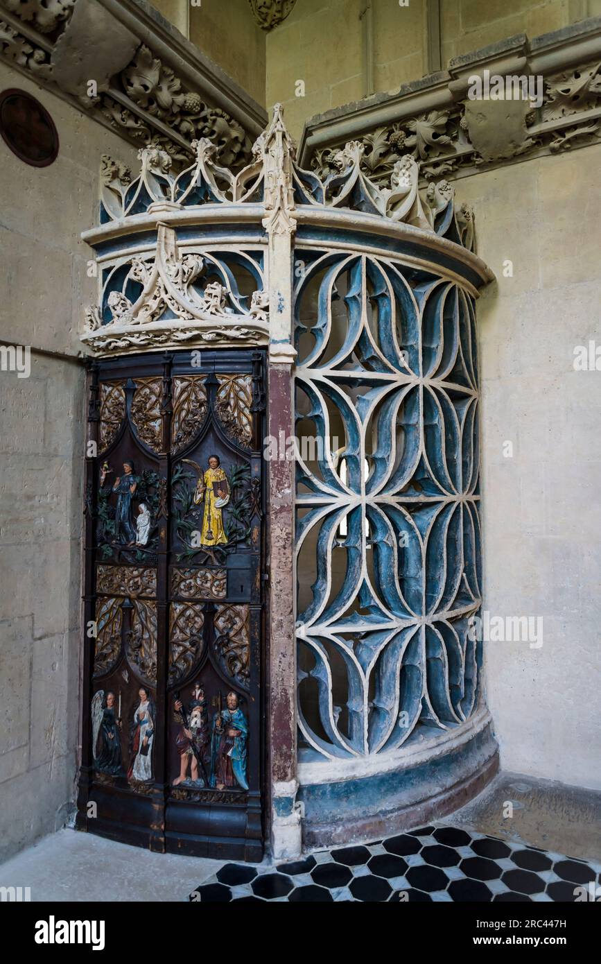 The Chapel with the Flamboyant Gothic architecture, , Cluny Museum ...