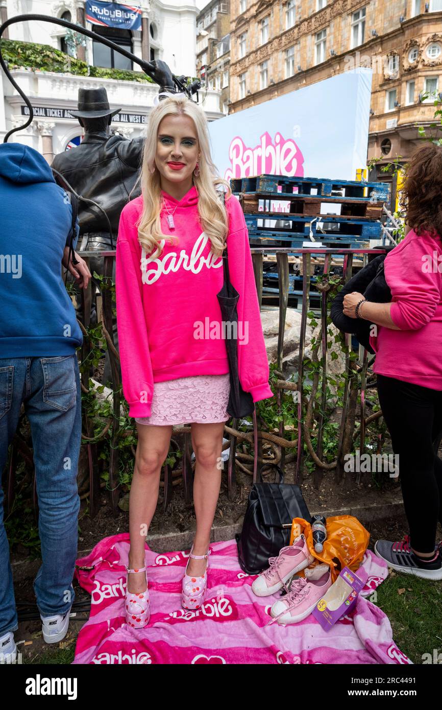 Barbie fan hi-res stock photography and images - Alamy