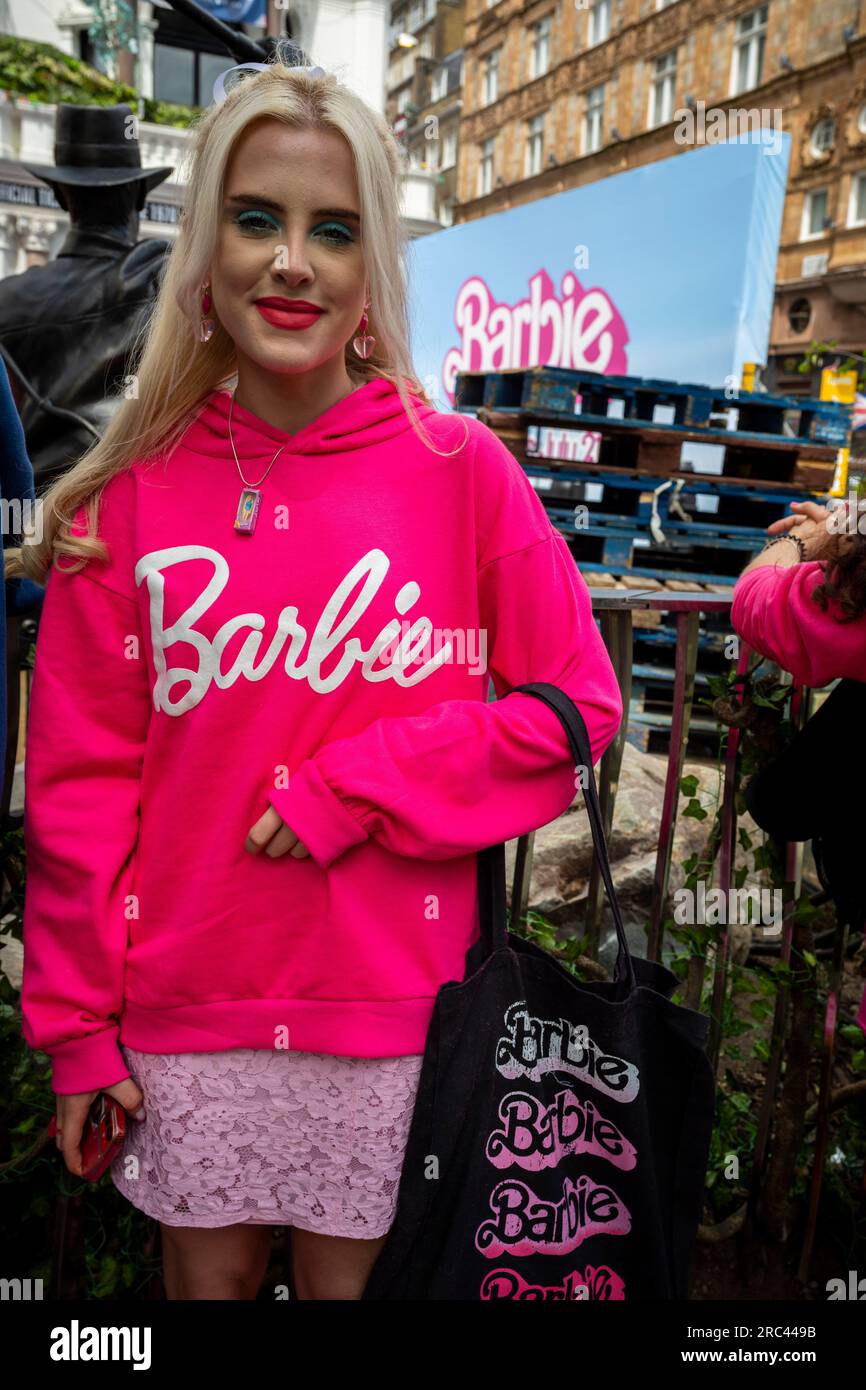 Barbie fan hi-res stock photography and images - Alamy