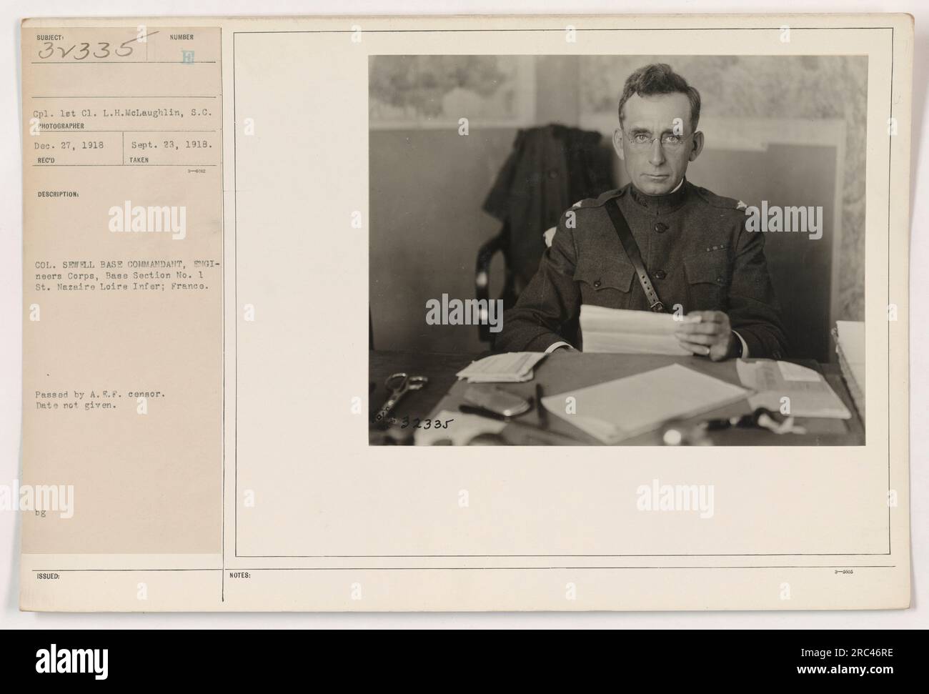 Military inspections in france hi-res stock photography and images - Alamy