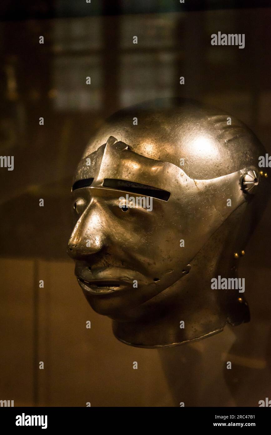 Medieval armour, Army Museum, a national military museum of France ...