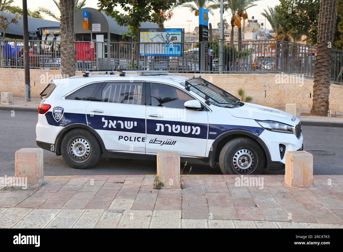 JERUSALEM, ISRAEL - OCTOBER 29, 2022: Kia Sorento SUV police car in ...