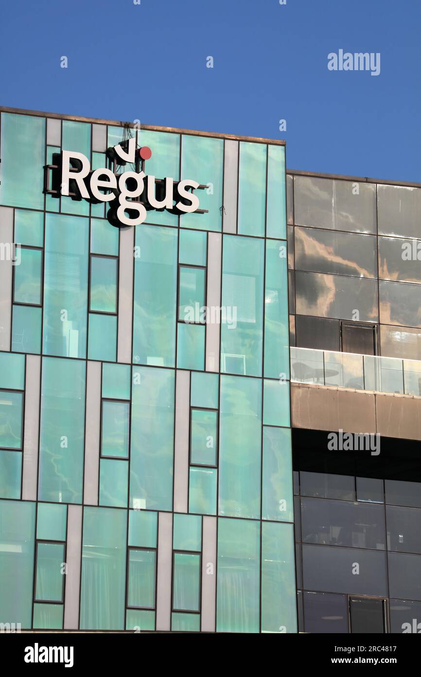 Regus office hi-res stock photography and images - Alamy