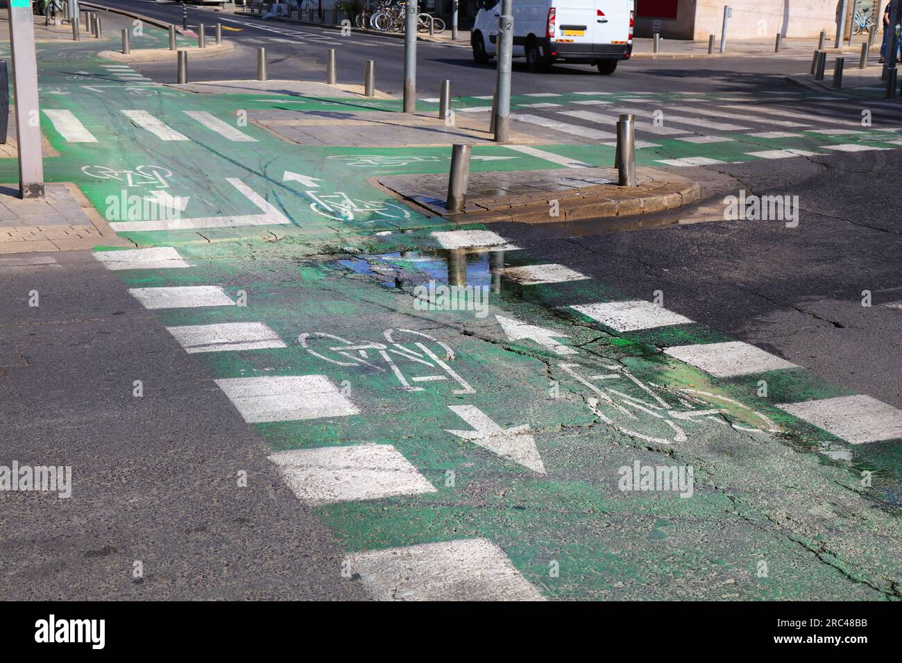 Bicycle lane in Tel Aviv city - cycling infrastructure of Israel Stock ...
