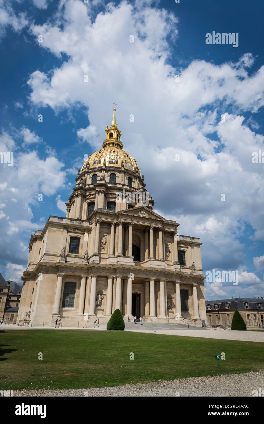 Dôme des Invalides - Tomb of Napoléon I, Army Museum, a national military museum of France ...