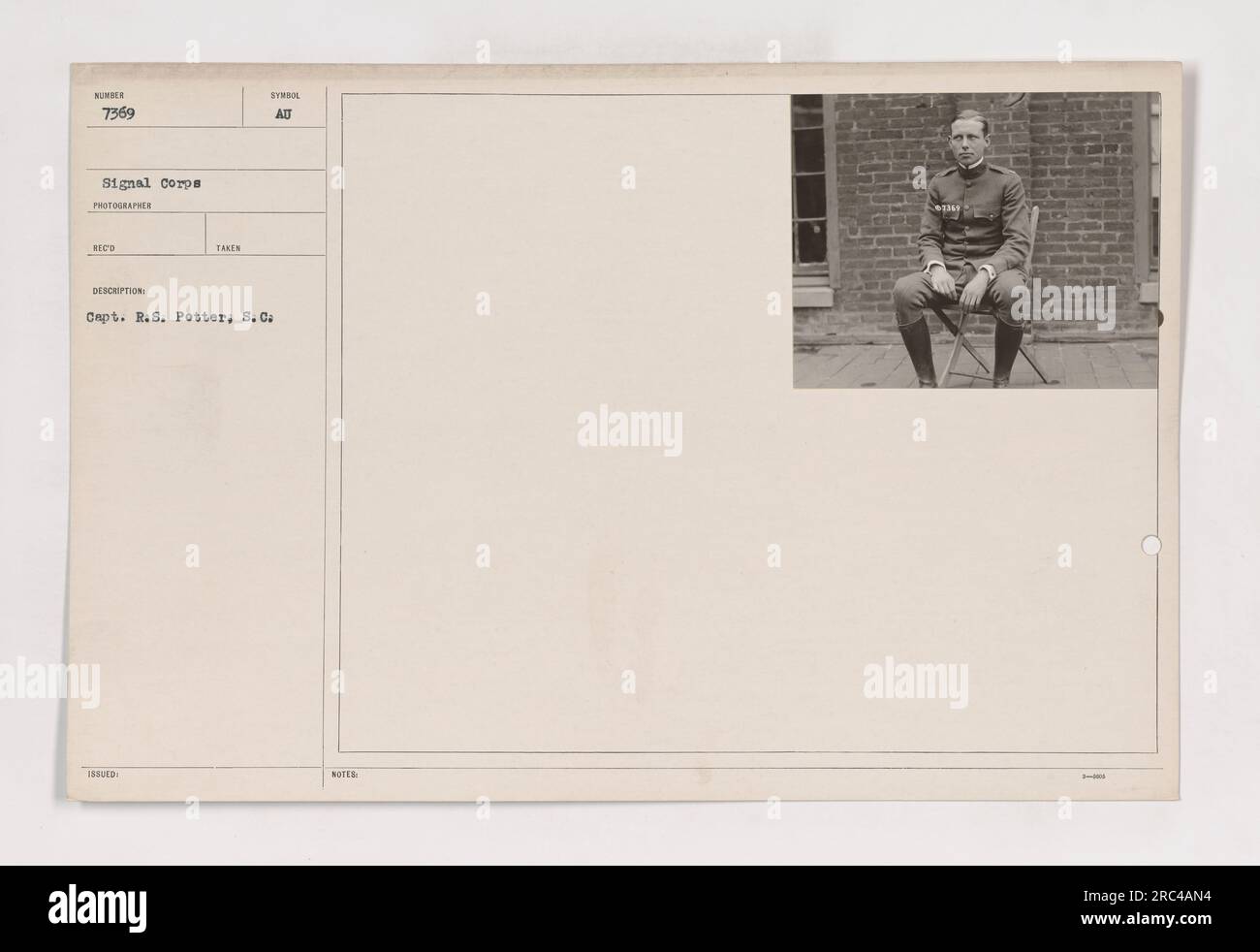 Official military records hi-res stock photography and images - Alamy