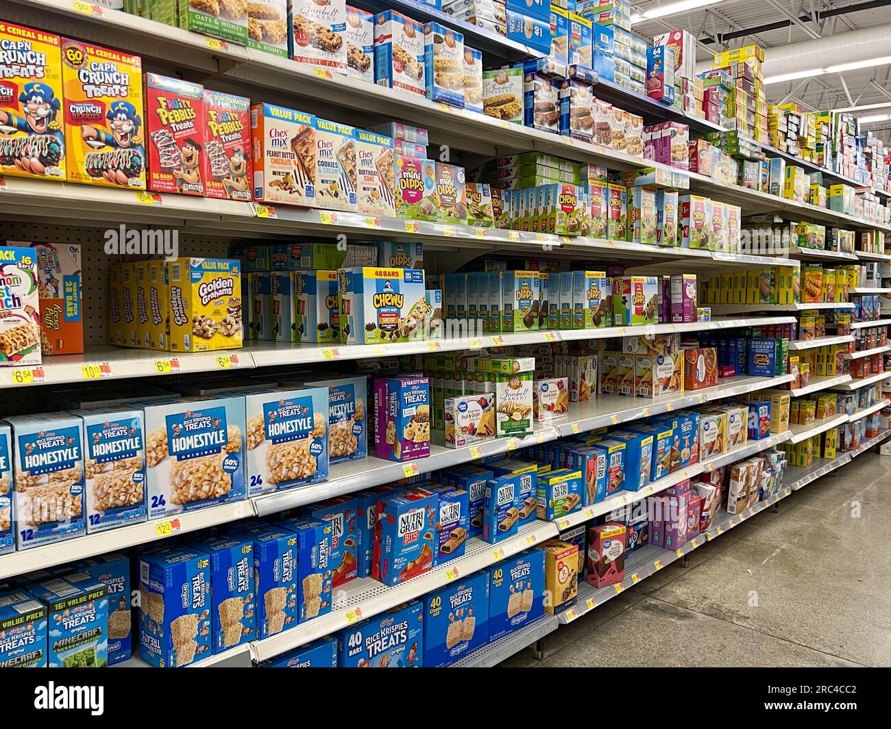 Kelloggs cereal display hi-res stock photography and images - Alamy
