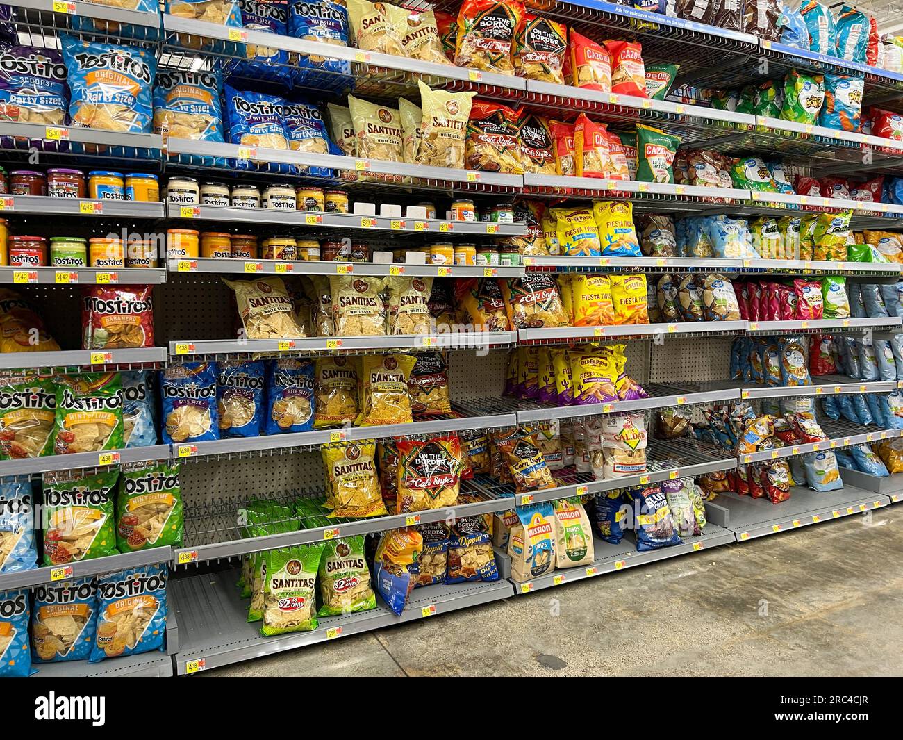 Torilla chip hi-res stock photography and images - Alamy