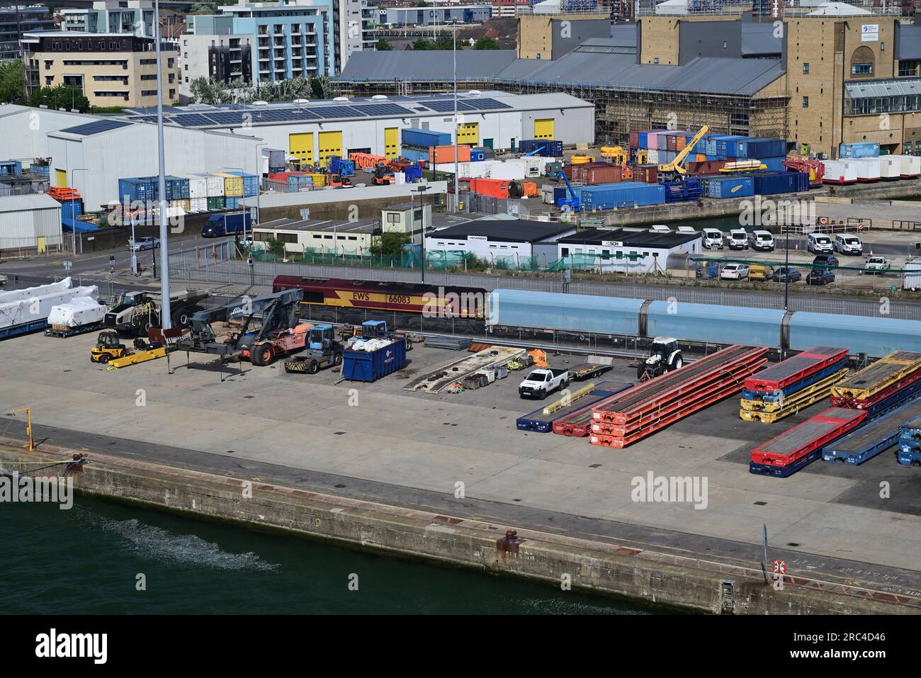 EWS Class 66 diesel-electric freight locomotive No 66083 heading a car ...