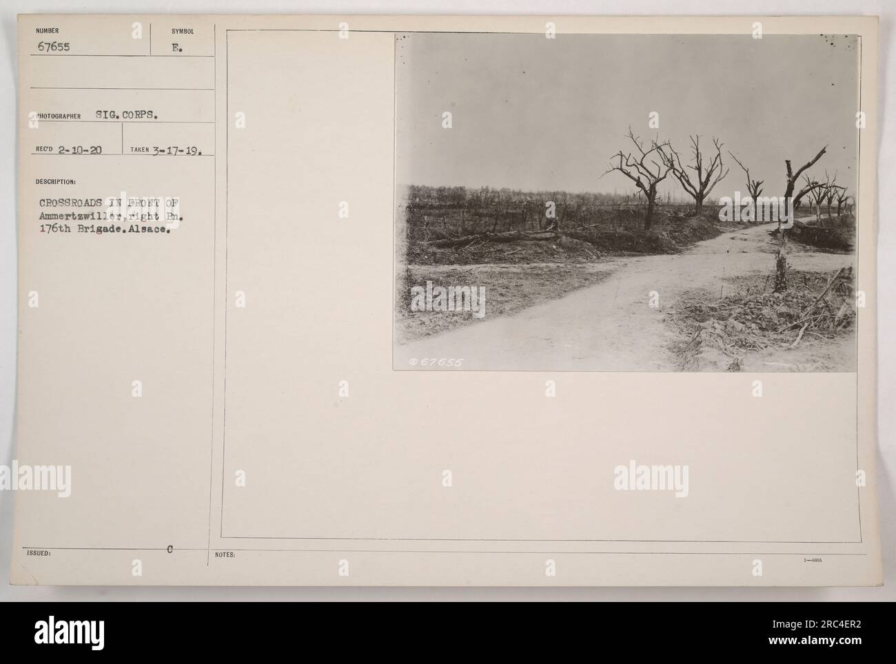 Soldiers from the 176th Brigade at a crossroads in front of ...