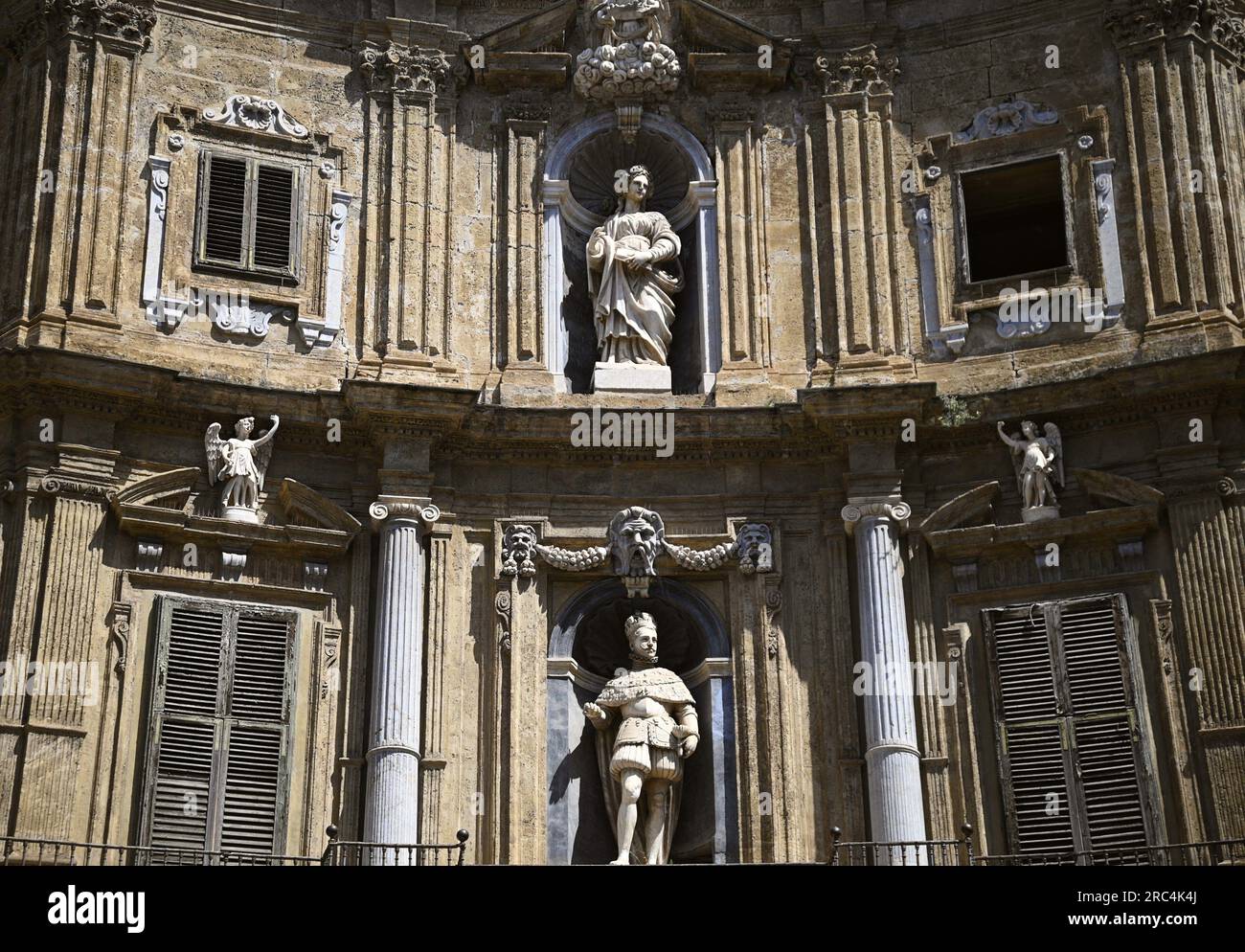 Palazzo oliva hi-res stock photography and images - Alamy