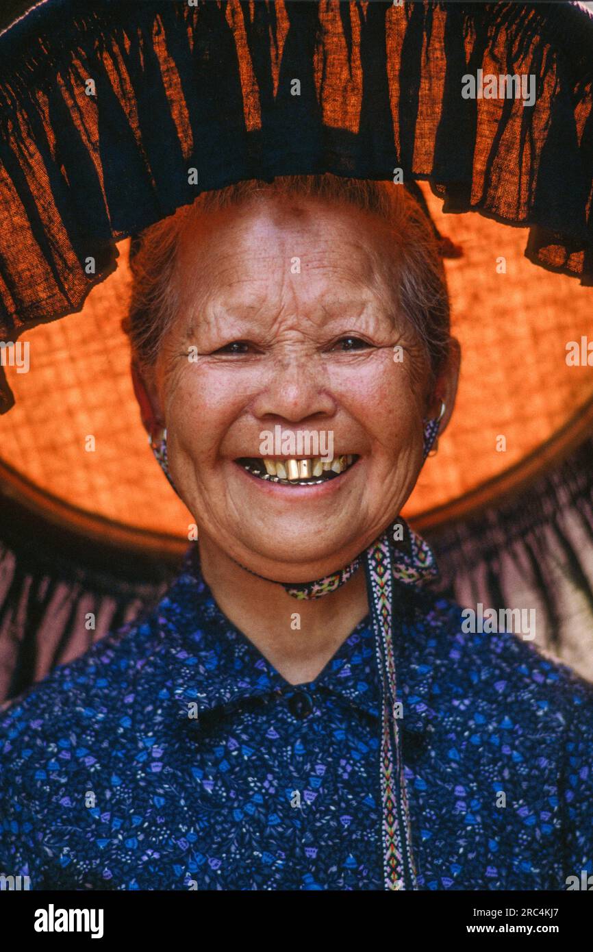 Smiling Hakka Lady with Gold Teeth, New Territories, Hong Kong, Hong ...