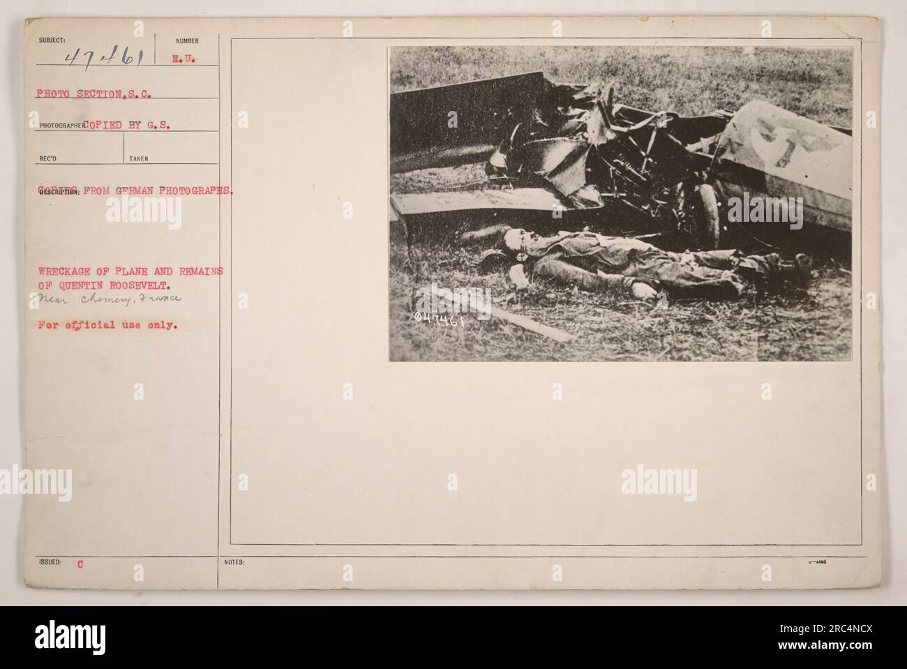 "Wreckage of a plane and remains of Quentin Roosevelt. This photograph ...
