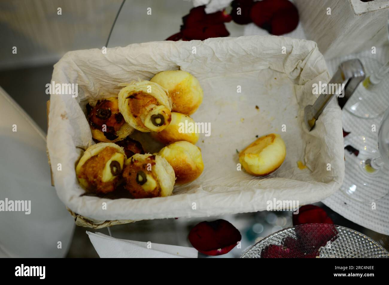 Complete variety hi-res stock photography and images - Alamy