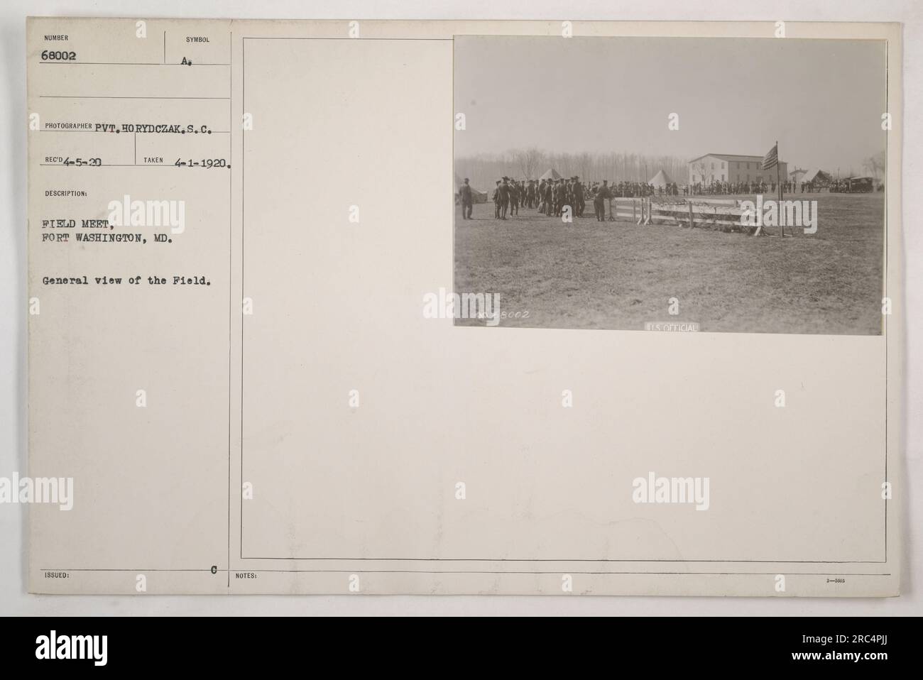 Soldiers participating in a field meet at Fort Washington, MD during ...