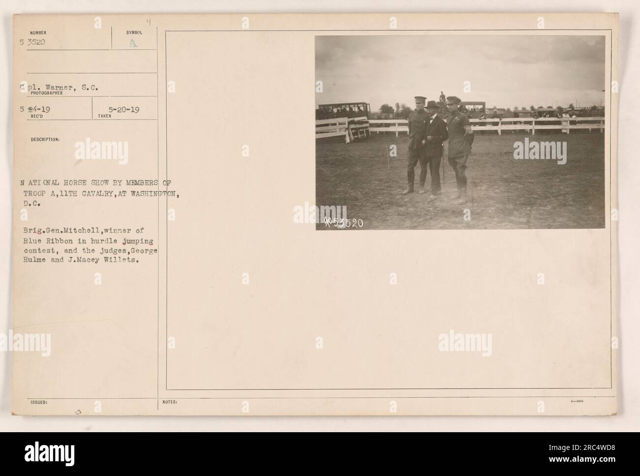 Description symbol hurdle jumping hi-res stock photography and images ...