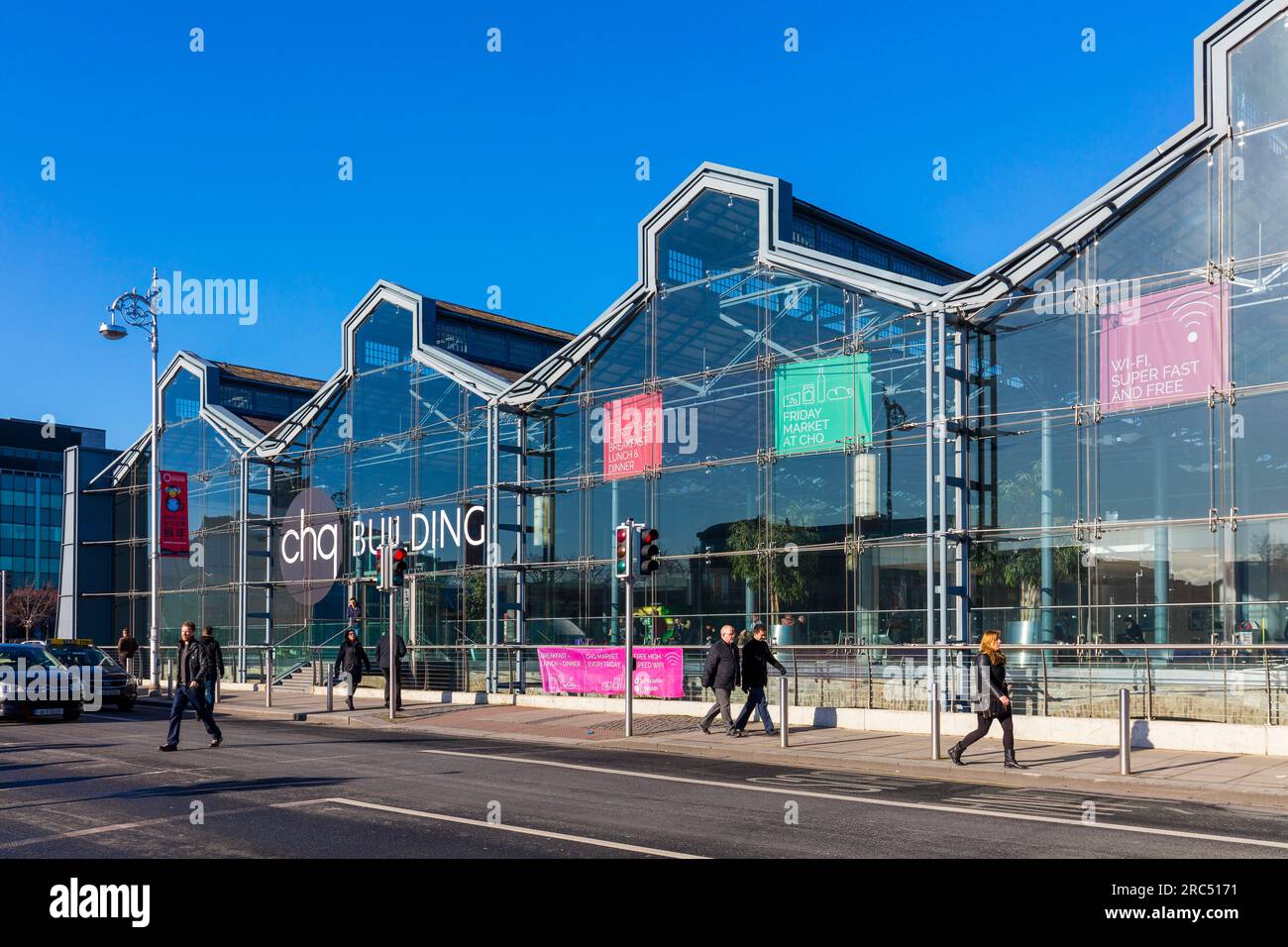Eco friendly building ireland hi-res stock photography and images - Alamy