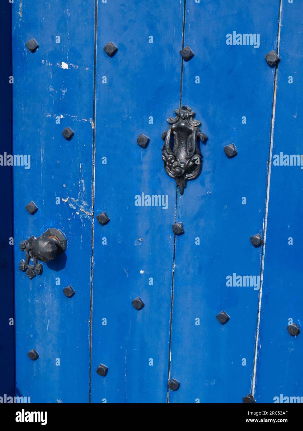 Traditional wooden door on Fordyce castle, Aberdeenshire Stock Photo ...