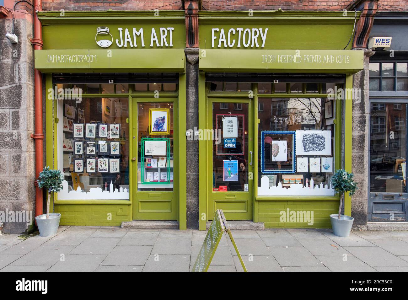 Eco art ireland hi-res stock photography and images - Alamy