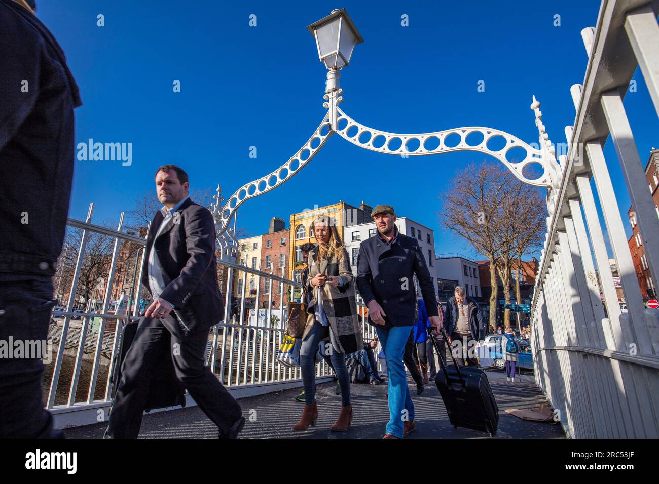 Dublin, Ireland. The Liffey Bridge (Ha'Penny Bridge Stock Photo - Alamy