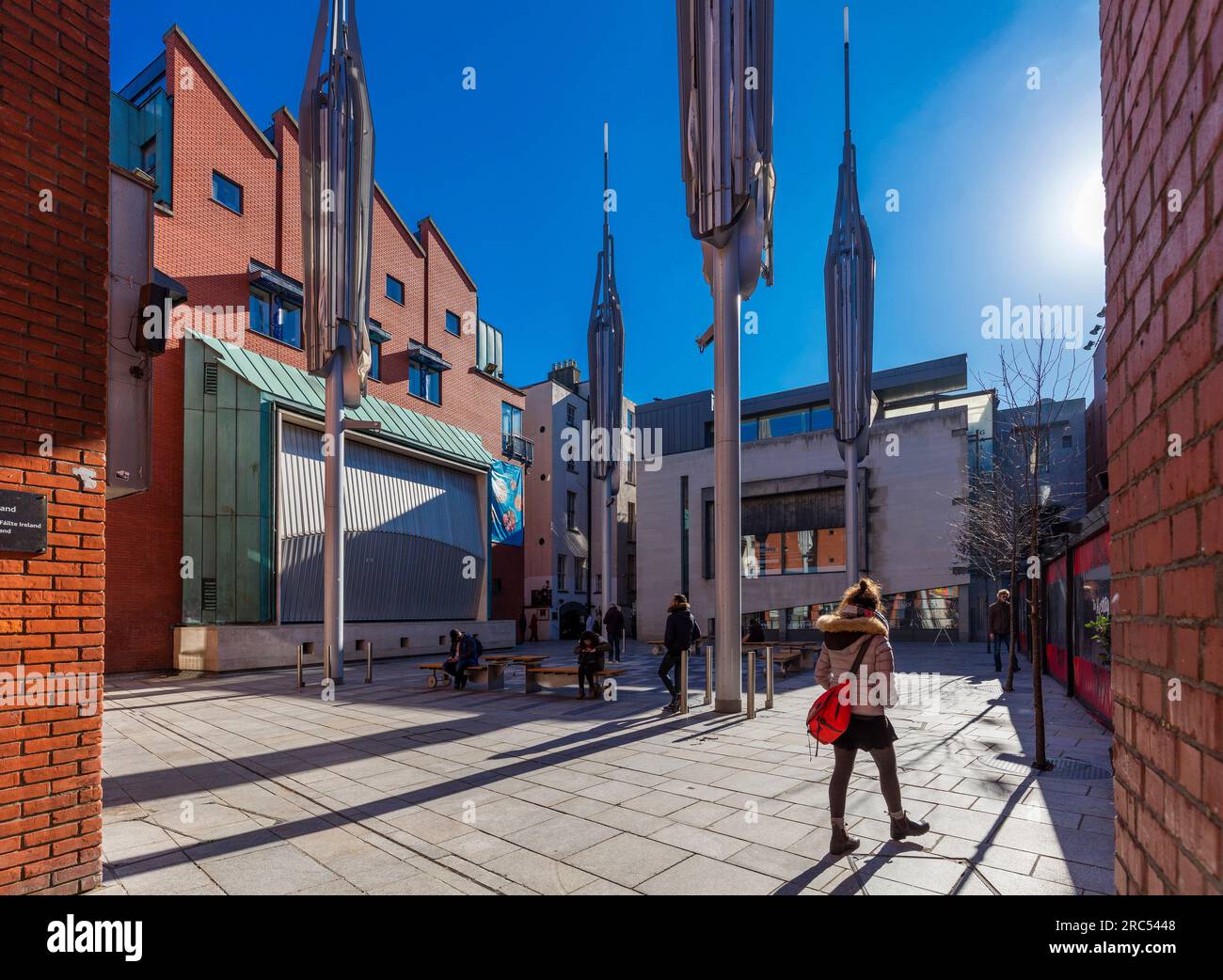 Dublin, Temple Bar, the Meeting House Square Stock Photo - Alamy