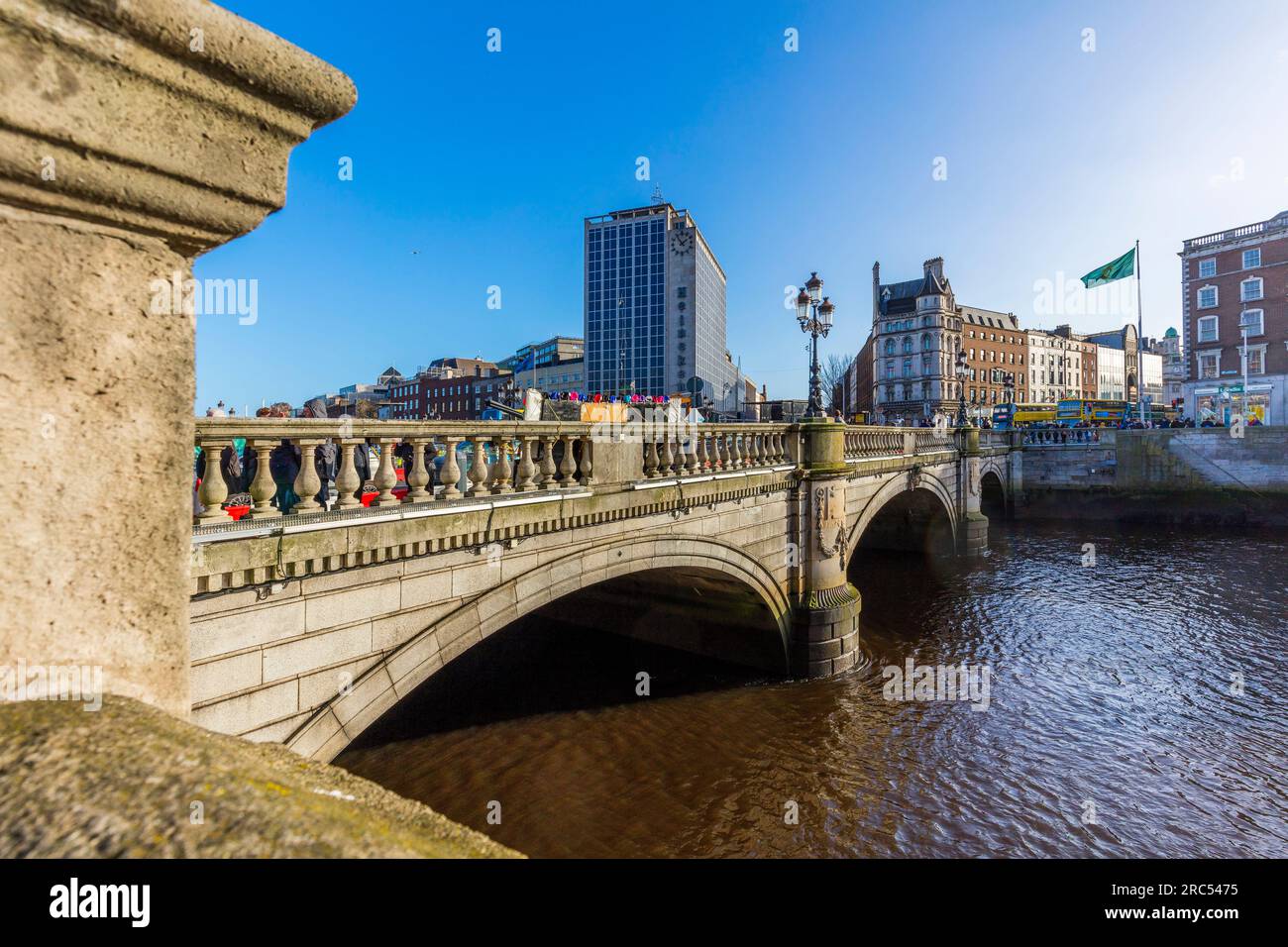 Dublin, O'Connell bridge Stock Photo - Alamy