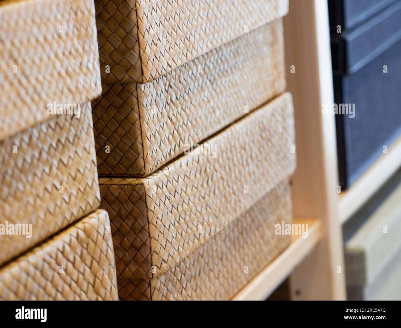Woven wheat storage hi-res stock photography and images - Alamy