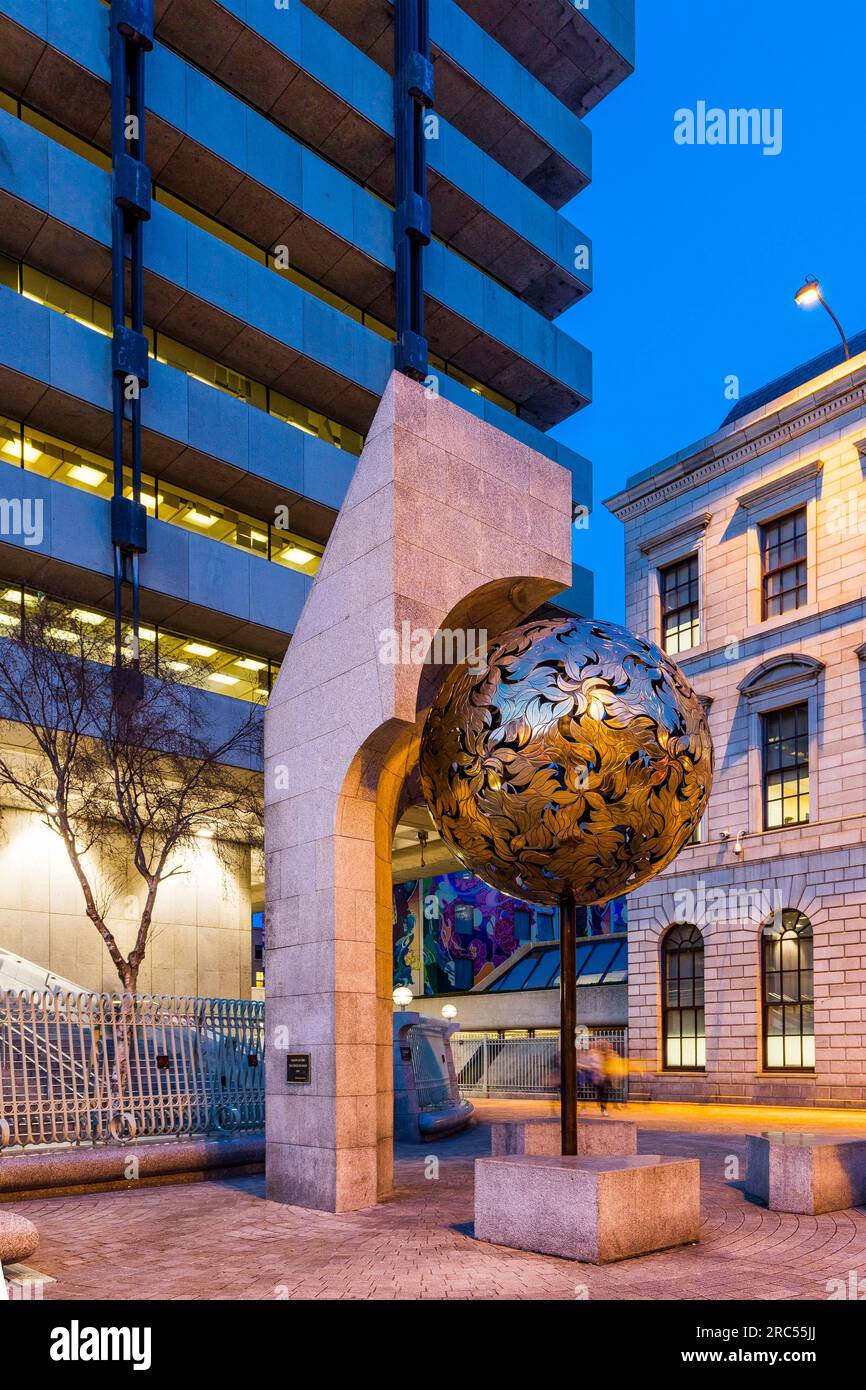 Dublin, Central Bank of Irlenad, The Tree of Gold, Sculpture by Eamonn ...