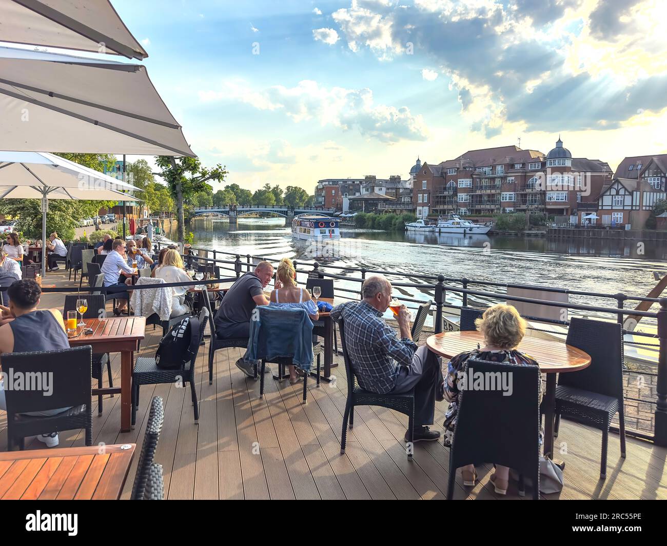 The boatman pub hi-res stock photography and images - Alamy