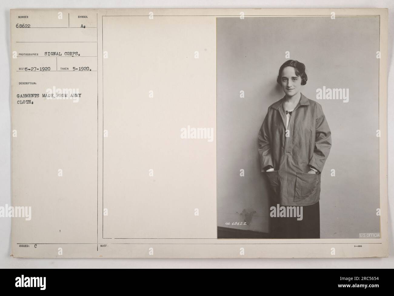 Soldiers sewing garments made from army cloth during World War One ...