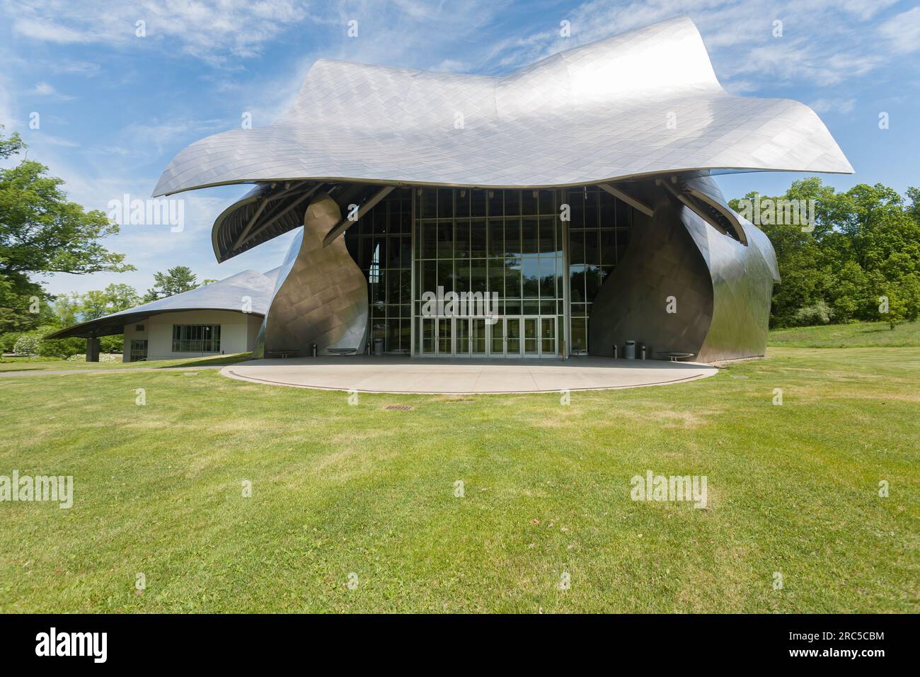 The Richard B. Fisher Center for the Performing Arts at Bard College ...