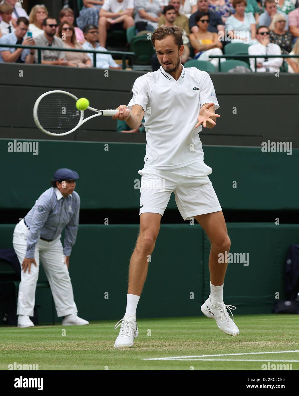 Daniil medvedev forehand hi-res stock photography and images - Alamy