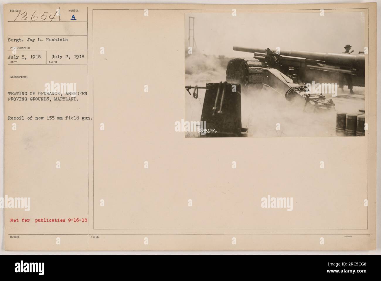 New 155mm field gun hi-res stock photography and images - Alamy