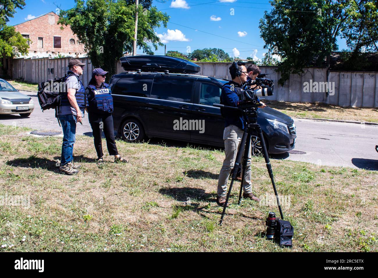 Fletcher Yeung, Camera Operators working with Nick Dole, a Europe ...