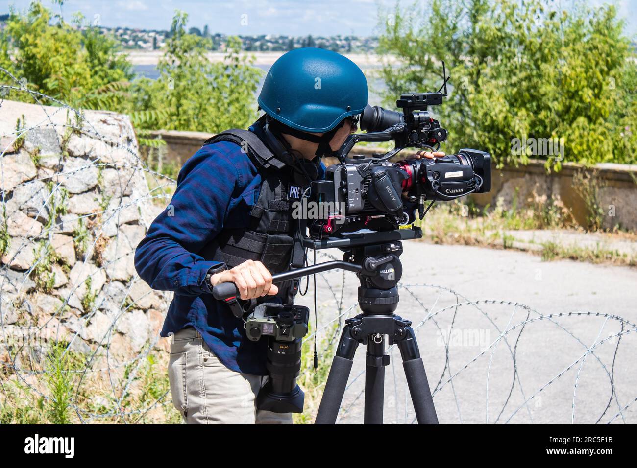 Fletcher Yeung, Camera Operators working with Nick Dole, a Europe ...