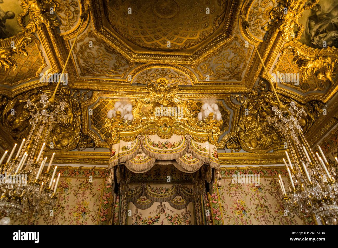 Palace of Versailles, Château de Versailles, a former royal residence ...