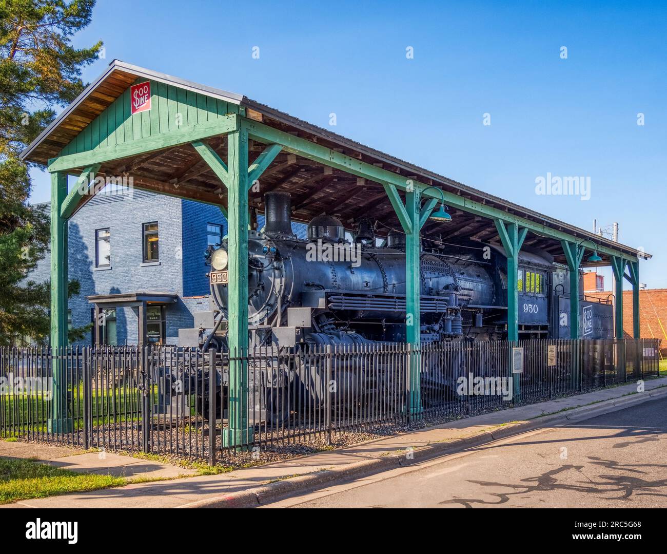 Locomotive train hi-res stock photography and images - Alamy