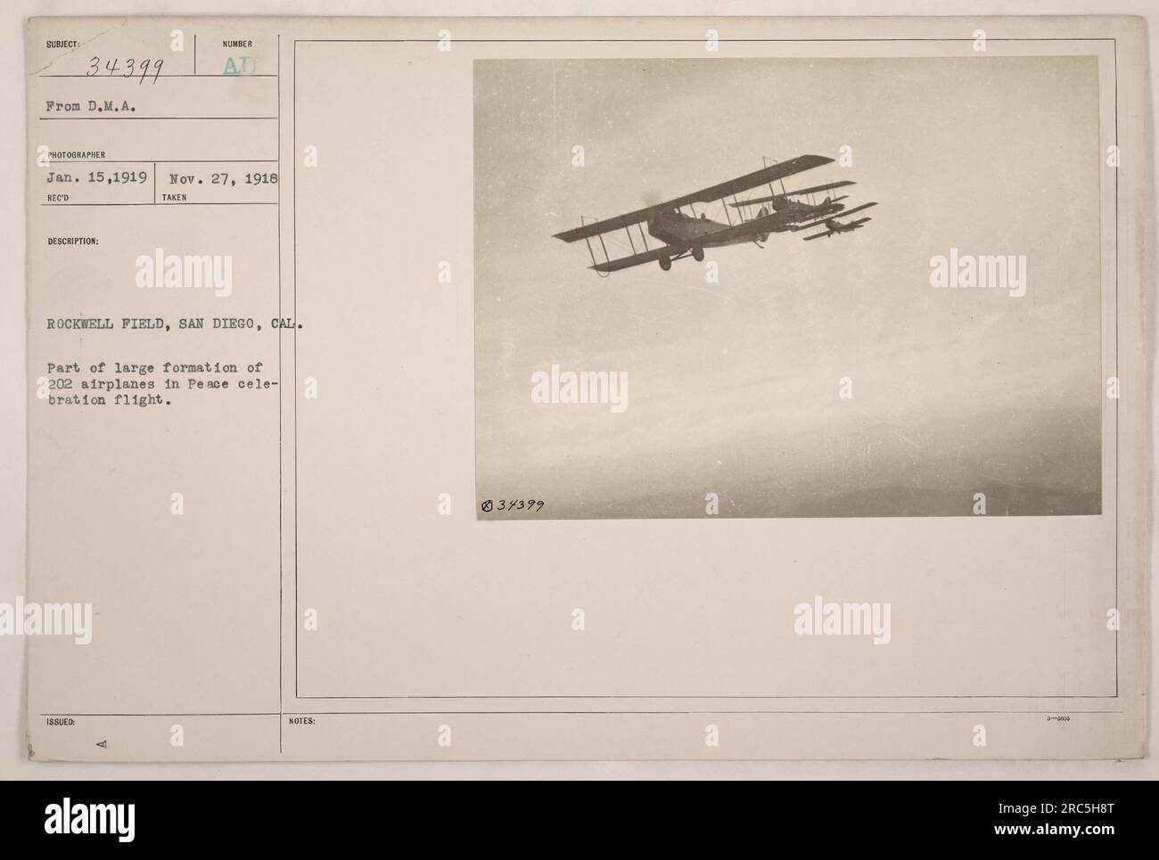 202 airplanes hi-res stock photography and images - Alamy