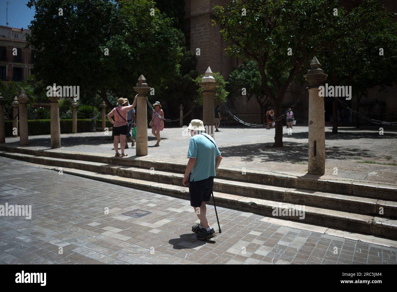 Alert man spain hi-res stock photography and images - Alamy