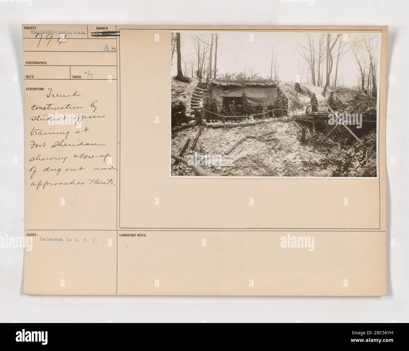 Trench construction at student officers' training camp, Fort Sheridan ...