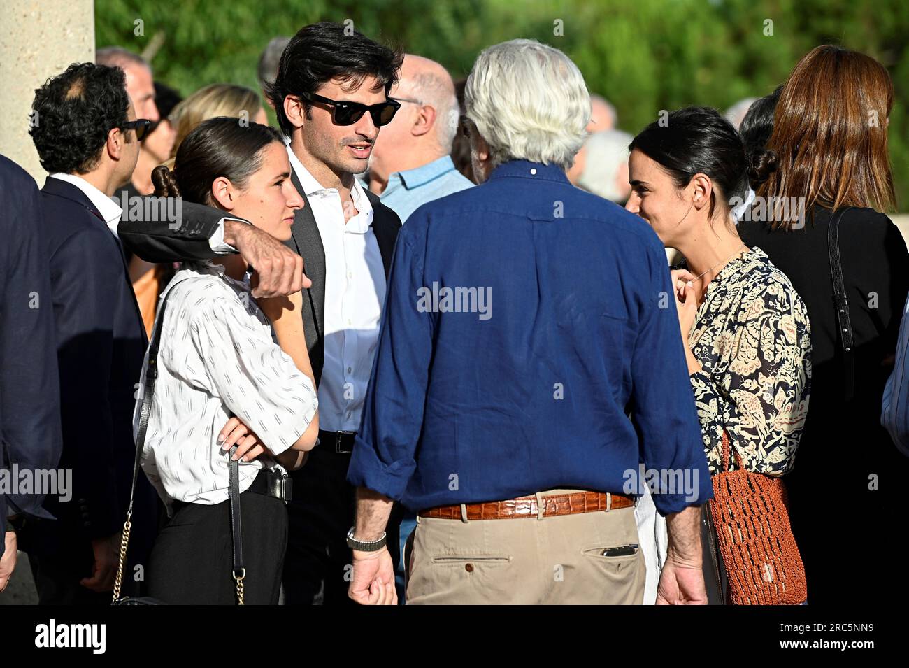 Ana and Carlos Sainz Jr. at the morgue to bid farewell to Antonio Sainz ...