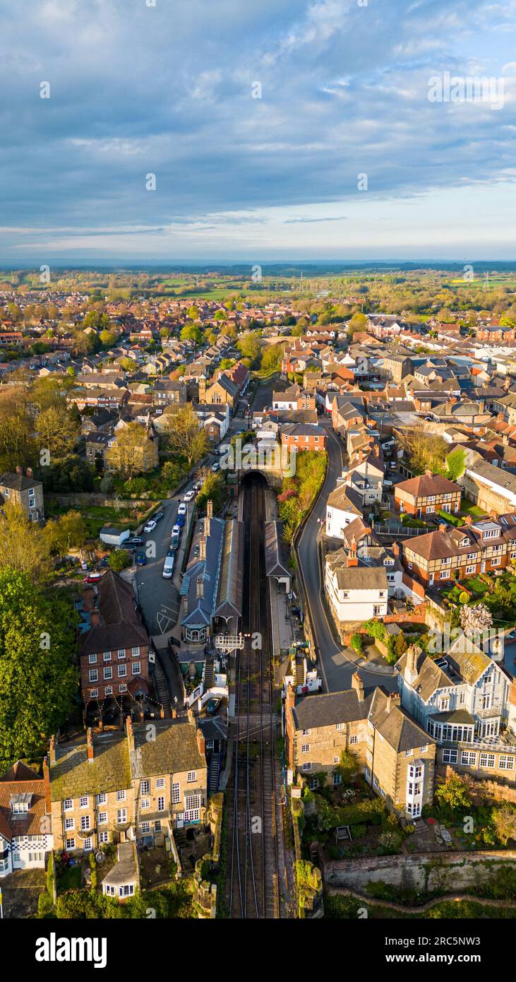Drone footage trees hi-res stock photography and images - Alamy
