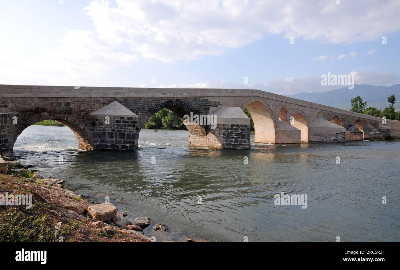 Talazan bridge hi-res stock photography and images - Alamy