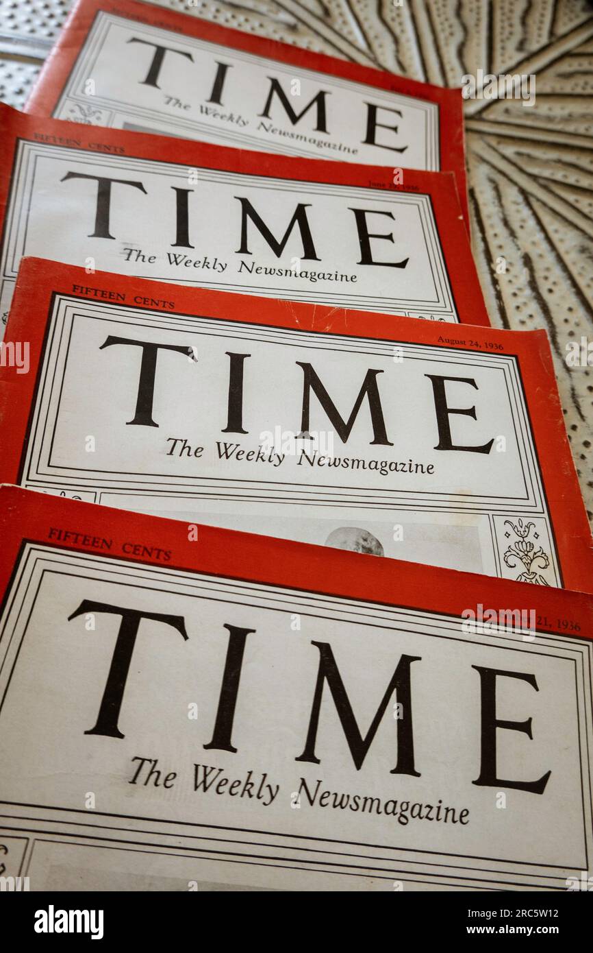 Old life magazine covers hi-res stock photography and images - Alamy